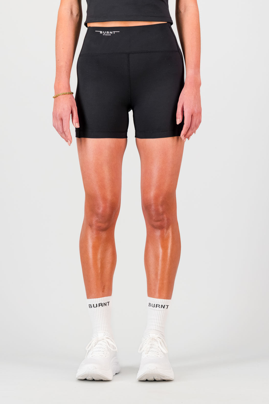 Burnt Studios | Essential Leah Short